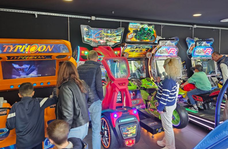 Arcades à Béziers entre Narbonne et Agde - Polygone Béziers